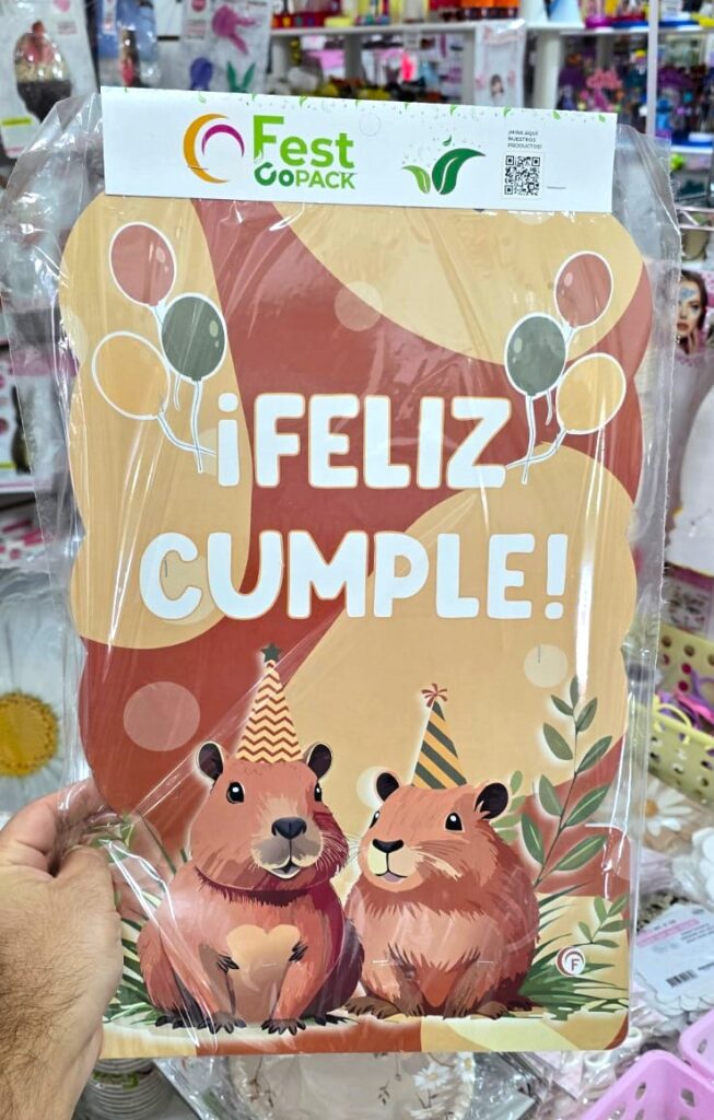 Piñata CAPYBARA/CAPIBARA VINTAGE - Cotillón Party Expres